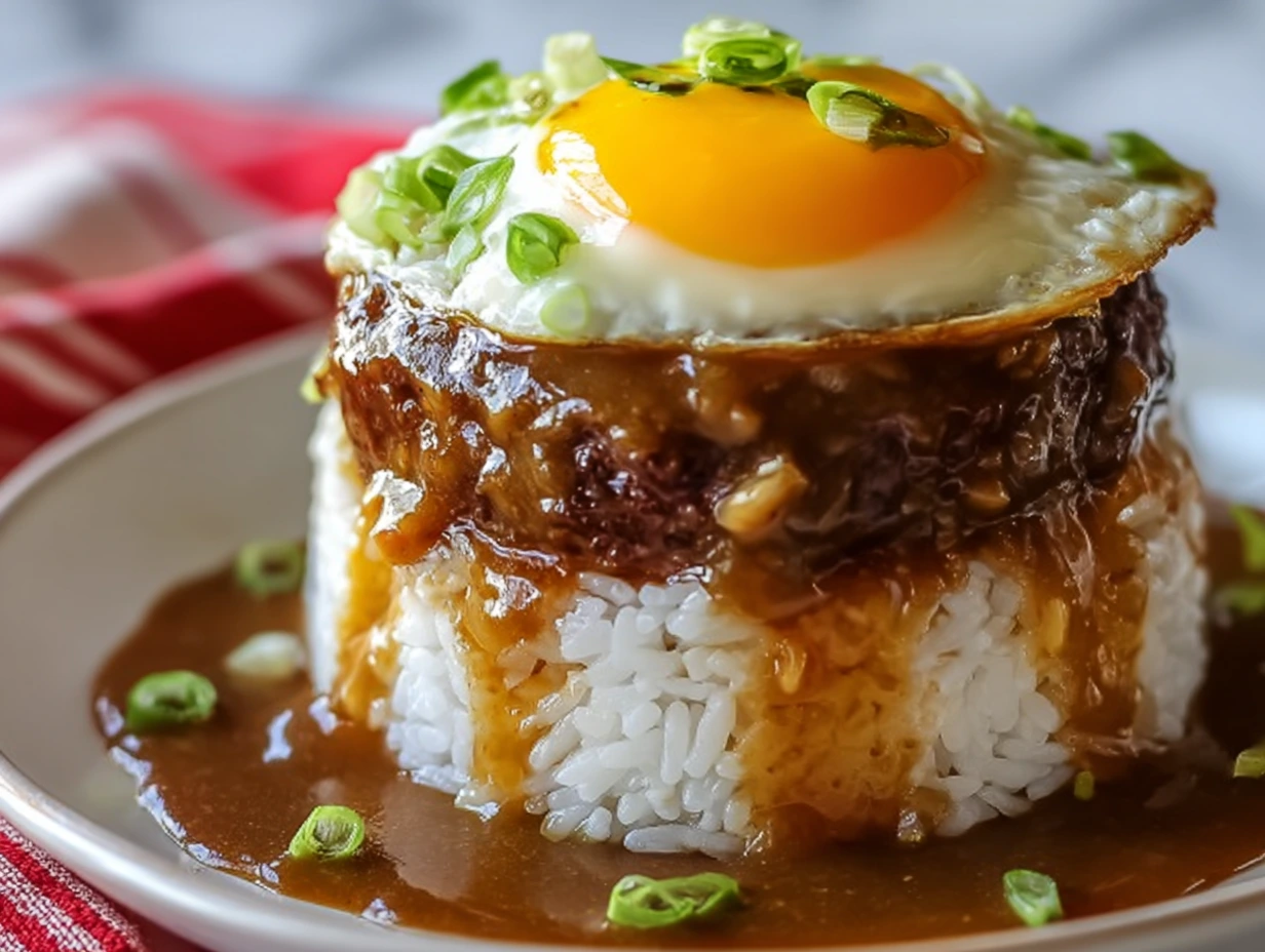 Loco Moco (Hawaiian Lunch) - RichSpoon